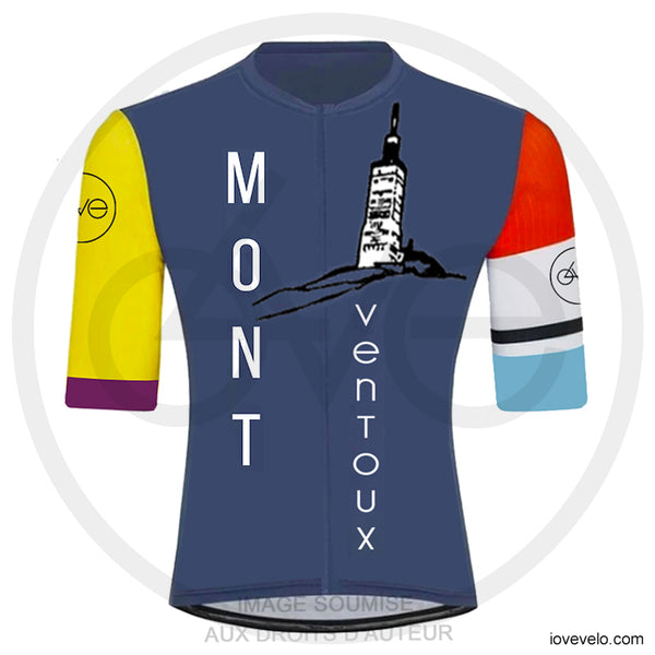 un maillot cycliste avec un design, des couleurs et un graphisme ...